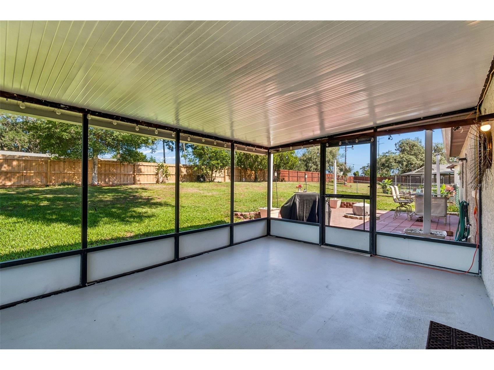 8425 Saint Giles Court, Zephyrhills, FL, 33541 | MLS: TB8511404 | Edina ...
