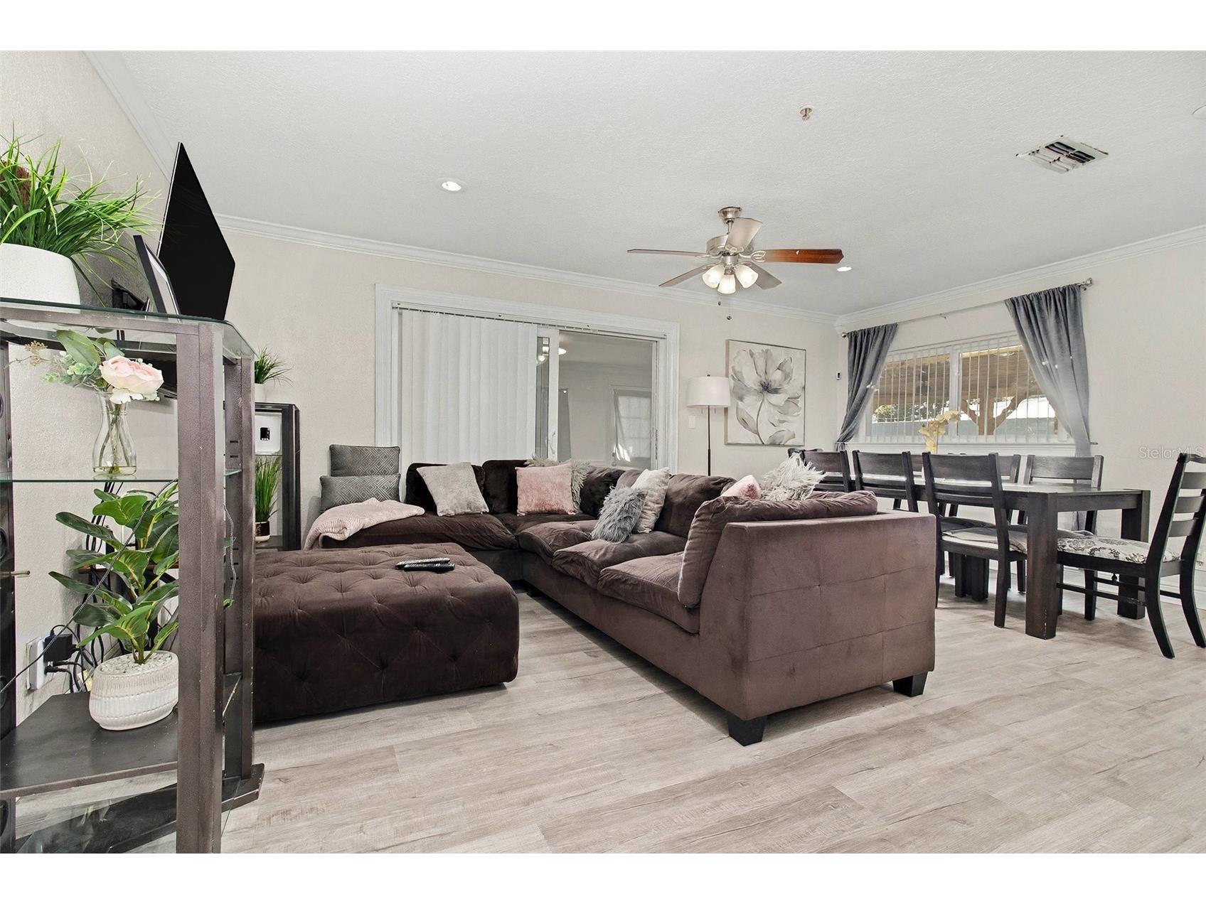 8465 Oak Bluff Drive, Orlando, FL, 32827 | MLS: W7881570 | Edina Realty