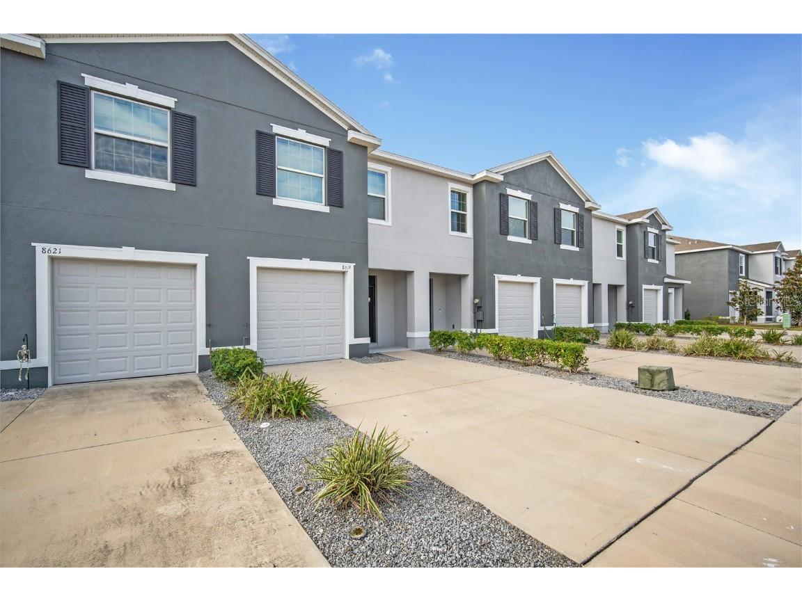 8619 Falling Blue Place, Riverview, FL, 33578 | MLS: TB8443520 | Edina ...