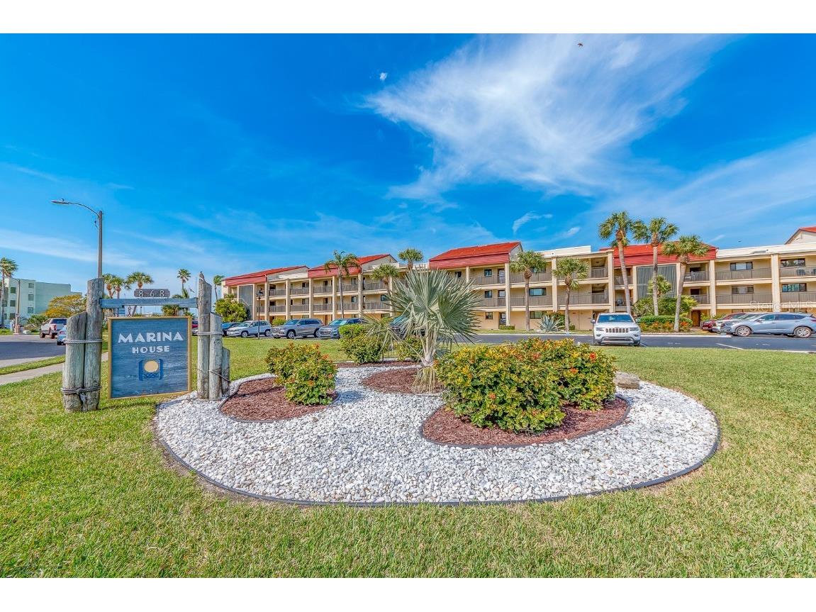 868 Bayway Boulevard #306, Clearwater, FL, 33767 | MLS: U8232937 ...