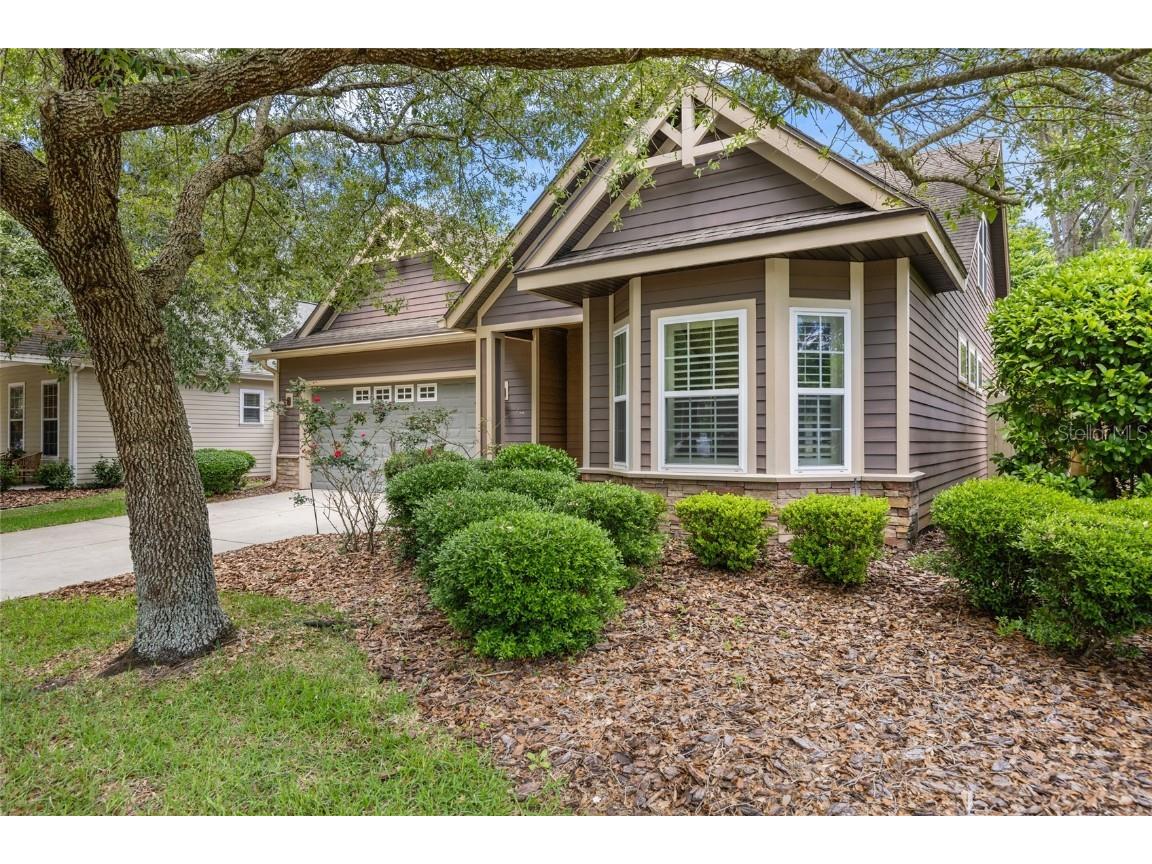 8708 SW 25th Road, Gainesville, FL, 32608 | MLS: GC521389 | Edina Realty