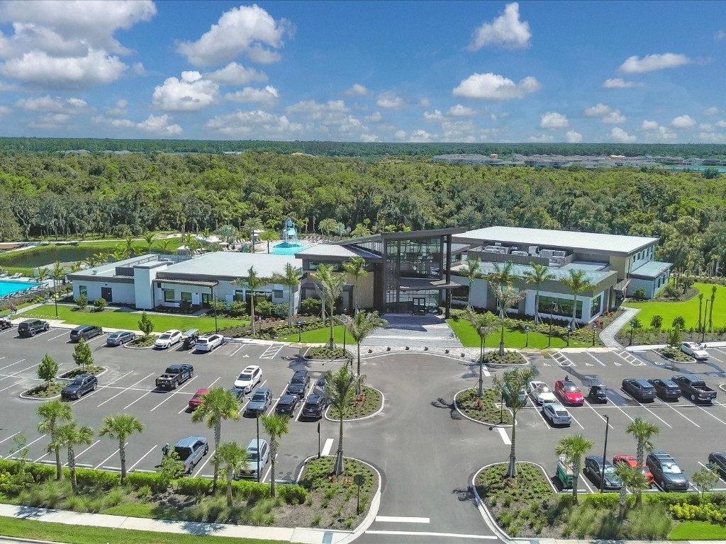 9040 Tequila Sunrise Drive, Sarasota, FL, 34241 | MLS: A4664873 | Edina ...