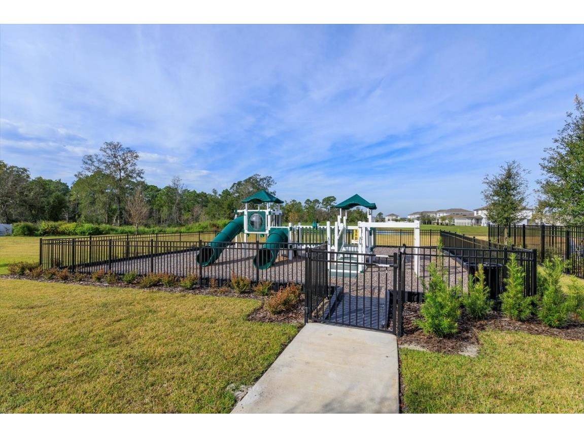 9057 Cape Cod Road, Deland, FL, 32724 | MLS: G5072250 | Edina Realty