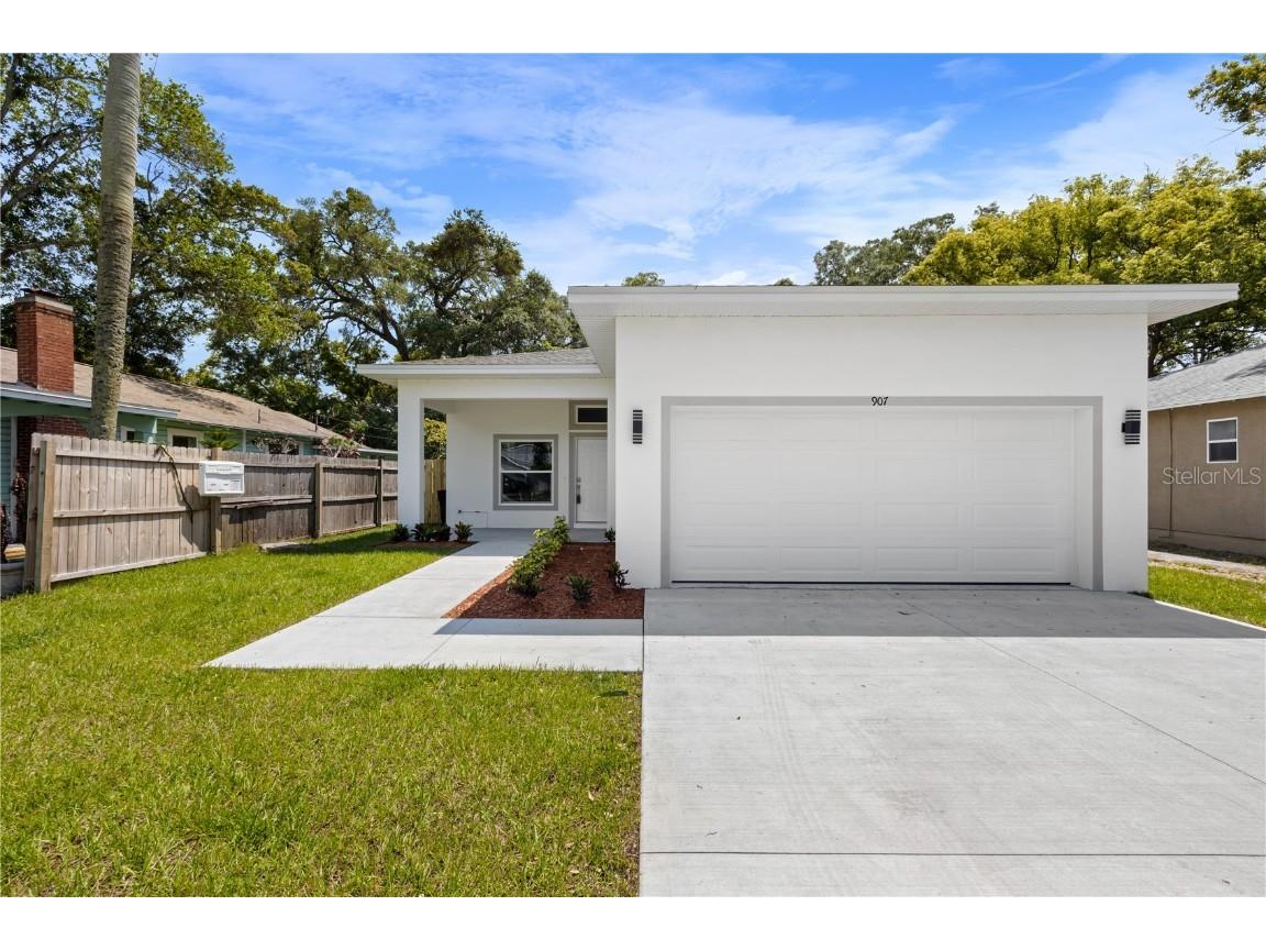 907 Plaza Street, Clearwater, FL, 33755 | MLS: U8238383 | Edina Realty