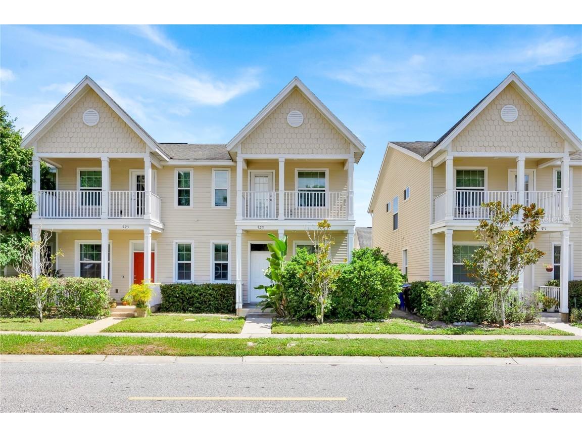 923 Sumner Street, Kissimmee, FL, 34741 | MLS: S5130947 | Edina Realty