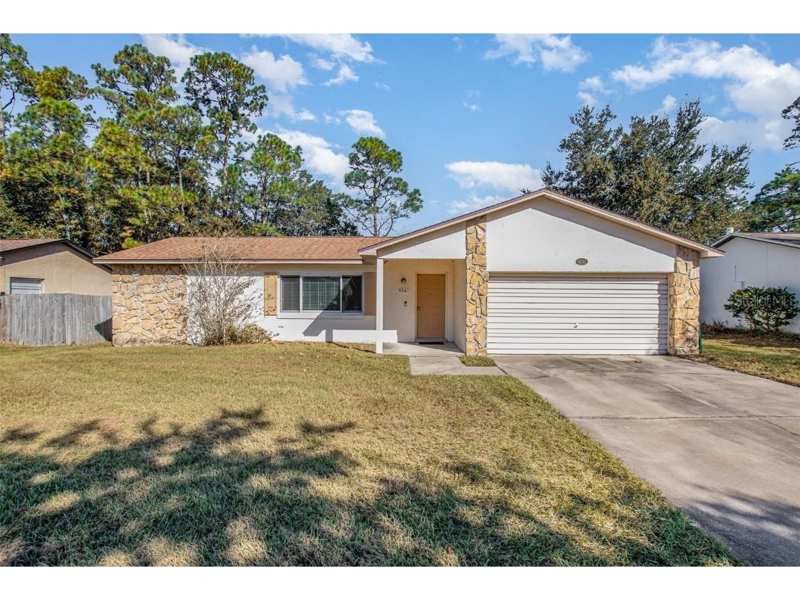 9241 Toby Lane, Orlando, FL, 32817 | MLS: O6155949 | Edina Realty