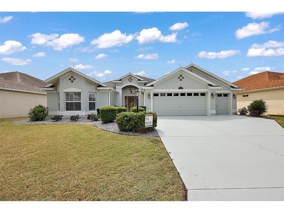 944 Baisley Trail, The Villages, FL, 32162 | MLS: OM673869 | Edina Realty