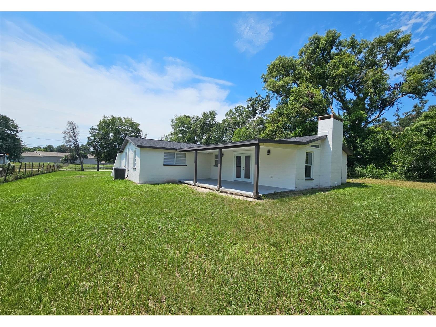 9526 Eastfield Road, Thonotosassa, FL, 33592 | MLS: TB8423025 | Edina ...