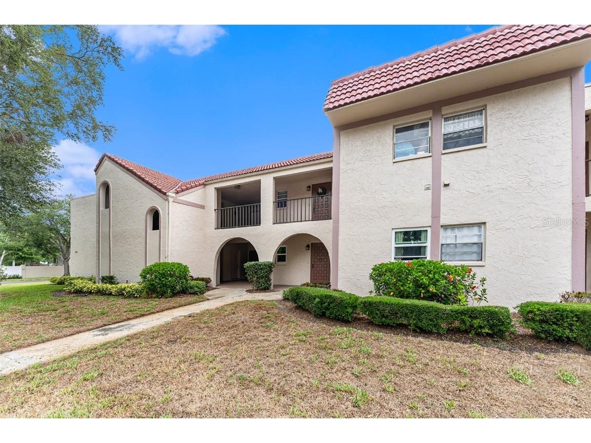 9700 Starkey Road #312, Seminole, FL, 33777 | MLS: TB8389429 | Edina Realty