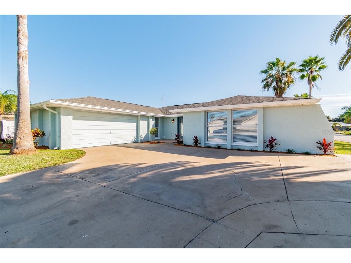 9810 San Sierra Way, Port Richey, FL, 34668 | MLS: U8148018 | Edina Realty