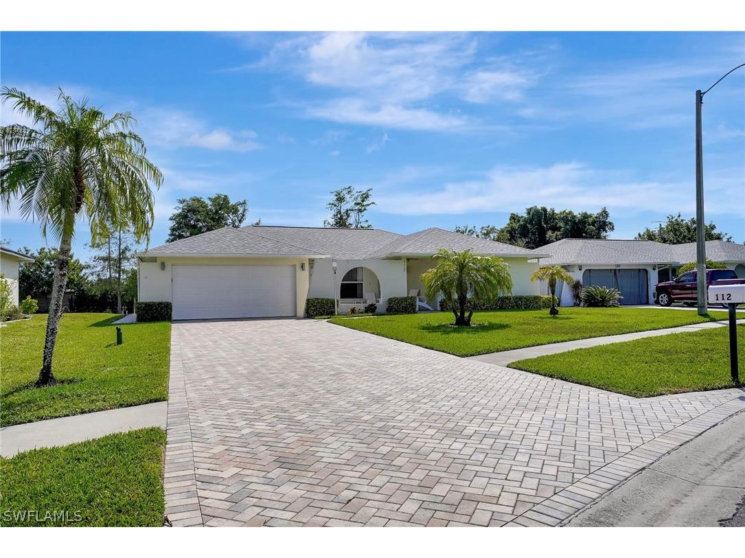 112 Versailles Circle, Naples, FL, 34112 | MLS: 224032698 | Edina Realty