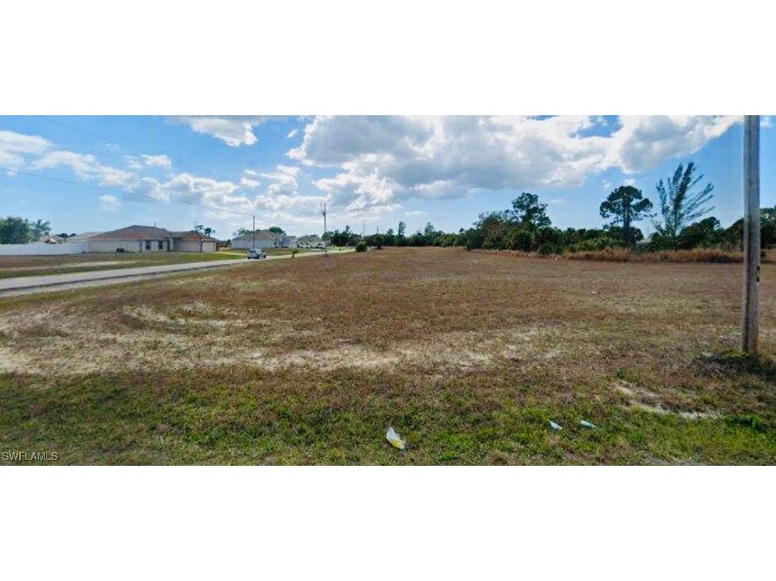 1304 N Gator Circle, Cape Coral, FL, 33909 | MLS: 225037684 | Edina Realty