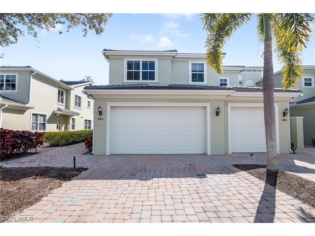 1345 Mariposa Circle #201, Naples, FL, 34105 | MLS: 224015788 | Edina ...