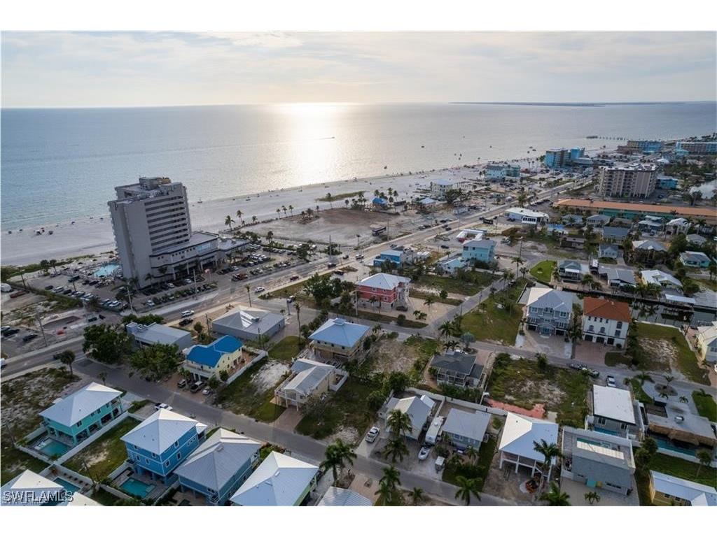 137 Pearl Street, Fort Myers Beach, FL, 33931 | MLS: 224019444 | Edina Realty