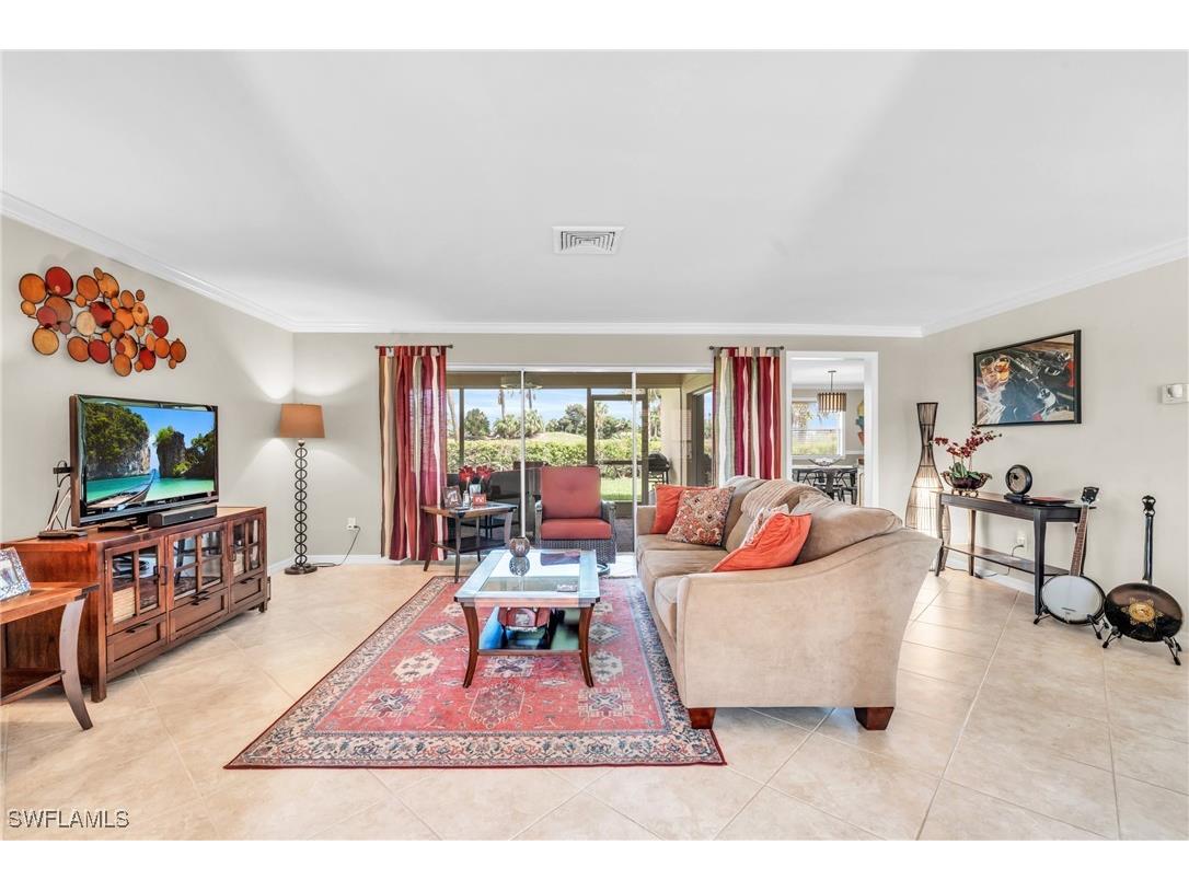 153 Viking Way, Naples, FL, 34110 | MLS: 224071680 | Edina Realty