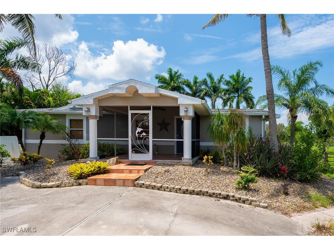 16025 Begonia Drive, Punta Gorda, FL, 33955 | MLS: 224066091 | Edina Realty