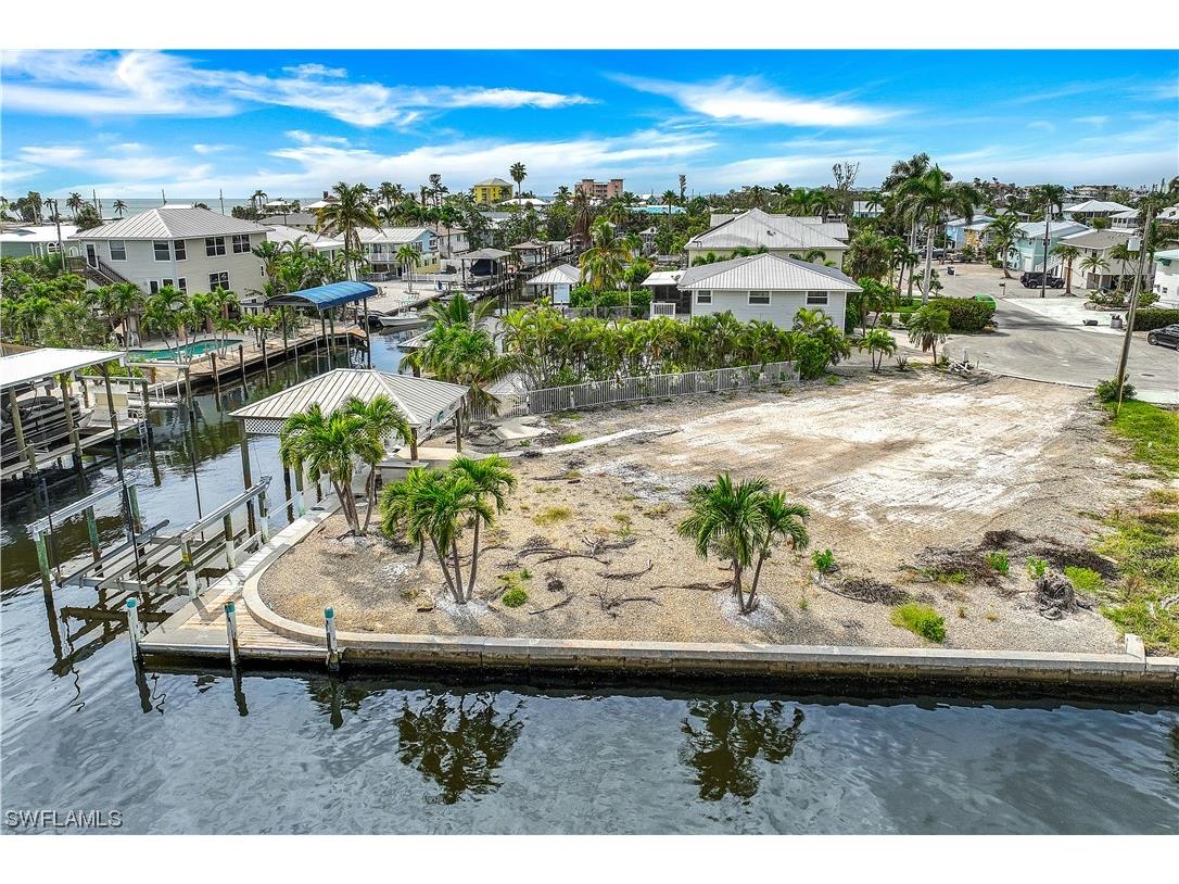 18 Avenida Carita, Fort Myers Beach, FL, 33931 | MLS: 223088156 | Edina Realty