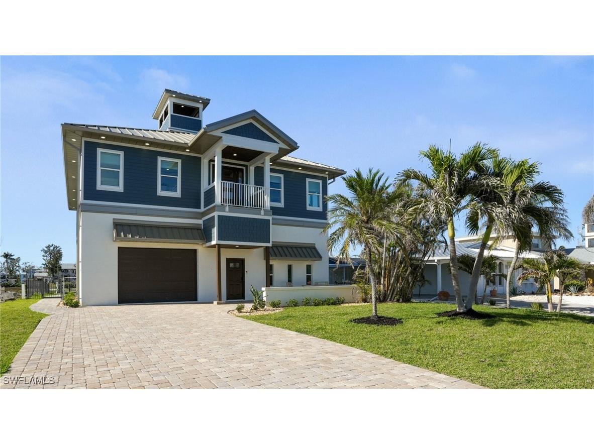 189 Curlew Street, Fort Myers Beach, FL, 33931 | MLS: 225022710 | Edina Realty