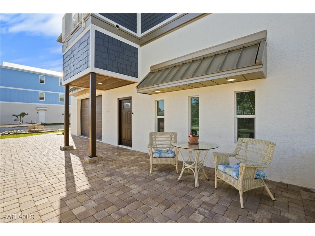 189 Curlew Street, Fort Myers Beach, FL, 33931 | MLS: 225022710 | Edina ...