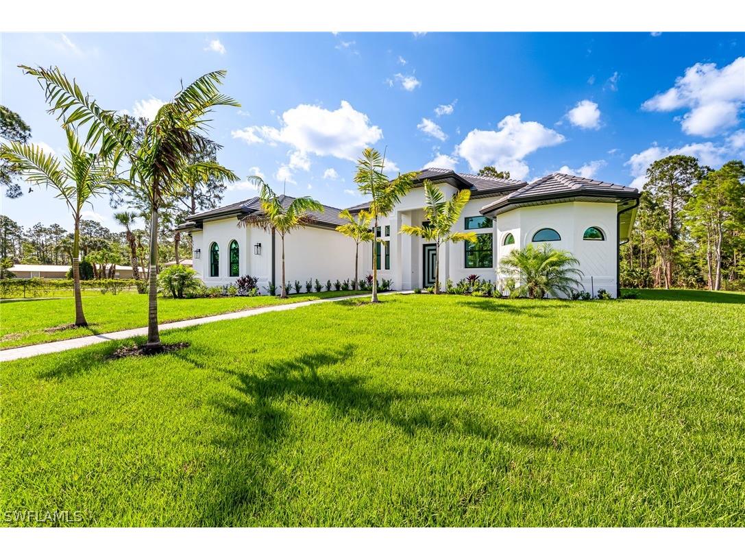 1911 Jung Boulevard E, Naples, FL, 34120 | MLS: 224032611 | Edina Realty