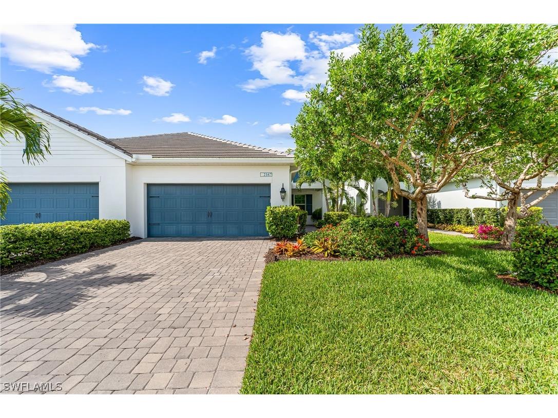 2167 Marquesa Circle, Naples, FL, 34112 | MLS: 224048909 | Edina Realty