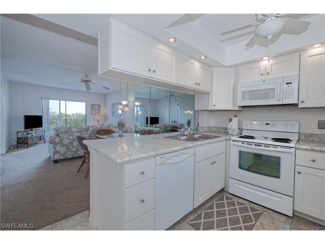 22676 Island Pines Way #148, Fort Myers Beach, FL, 33931 | MLS: 223034335 | Edina Realty