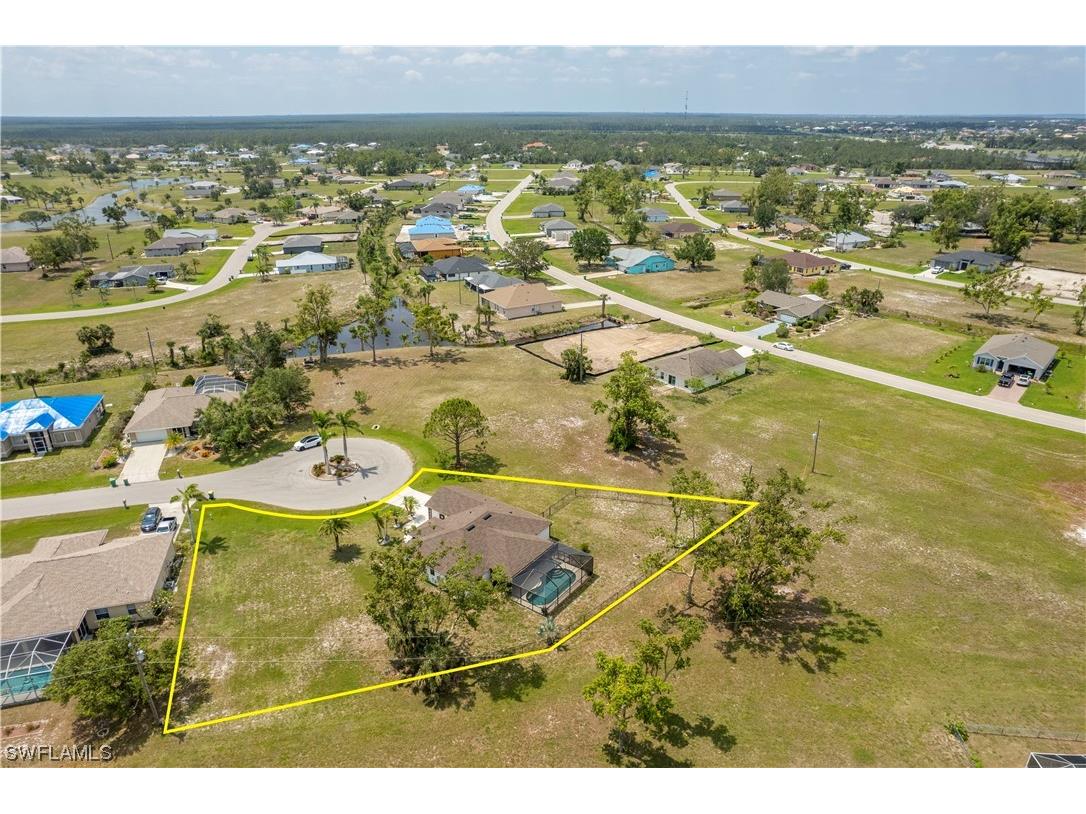 25180 Cadiz Drive, Punta Gorda, FL, 33955 | MLS: 223038021 | Edina Realty