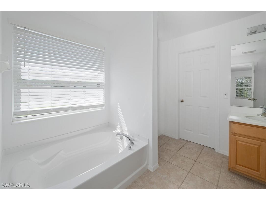 2653 Fishtail Palm Court, Naples, FL, 34120 | MLS: 224055948 | Edina Realty