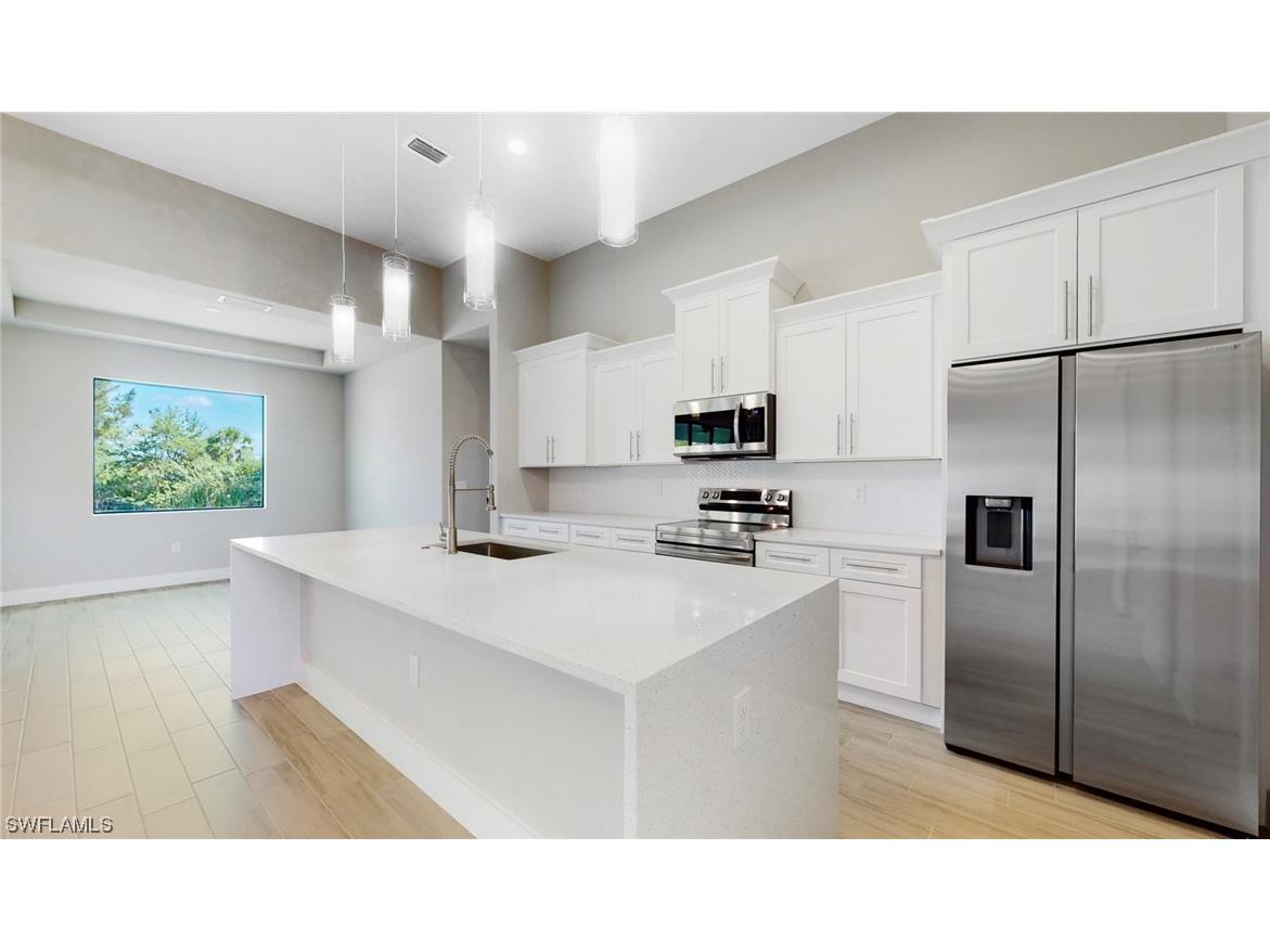 3917 15th Street SW, Lehigh Acres, FL, 33976 | MLS: 224020534 | Edina ...