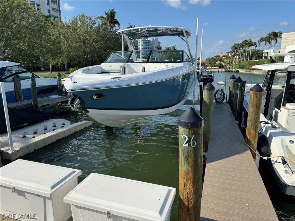 4090 Gulf Shore Boulevard N, Naples, FL, 34103 | MLS: 224028177 | Edina ...