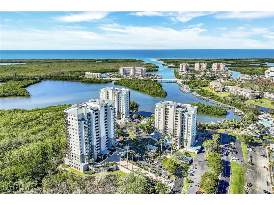 425 Cove Tower Drive #701, Naples, FL, 34110 | MLS: 224084799 | Edina ...