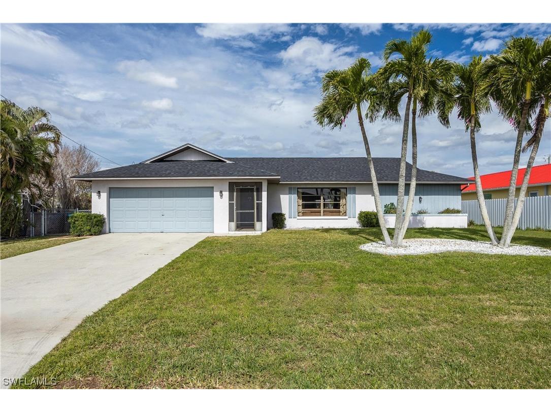 425 SW 43rd Lane, Cape Coral, FL, 33914 | MLS: 224005771 | Edina Realty