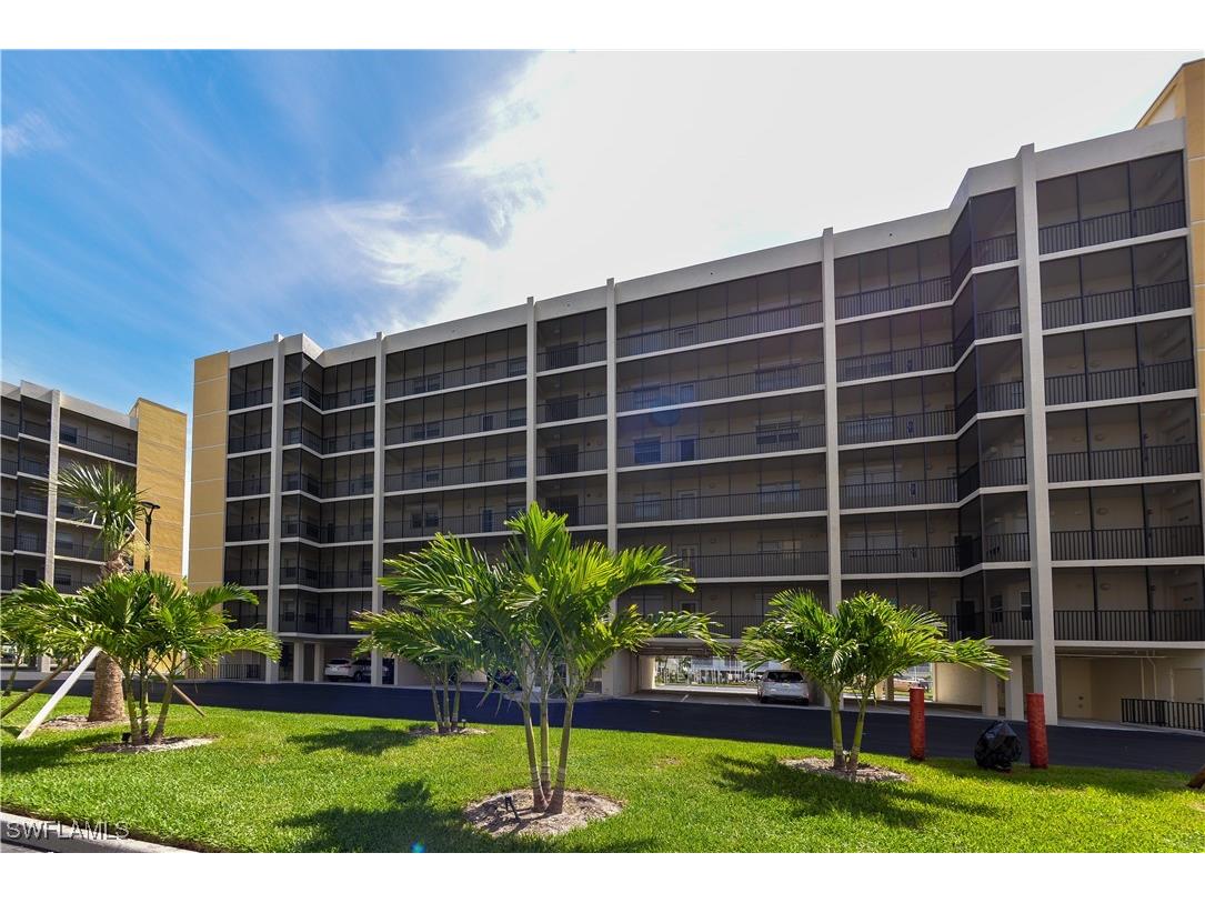 4431 Bay Beach Lane #522, Fort Myers Beach, FL, 33931 | MLS: 224062916 ...