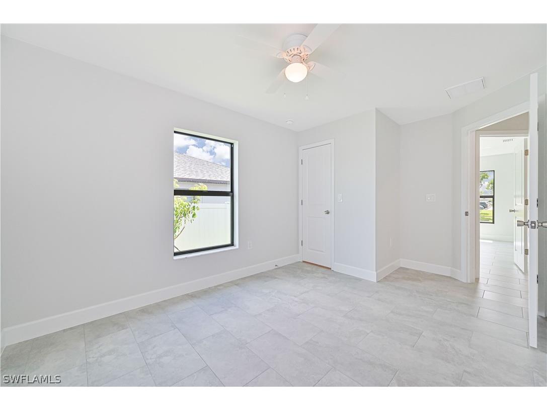 4608-4610 SW 8th Court, Cape Coral, FL, 33914 | MLS: 224052427 | Edina ...