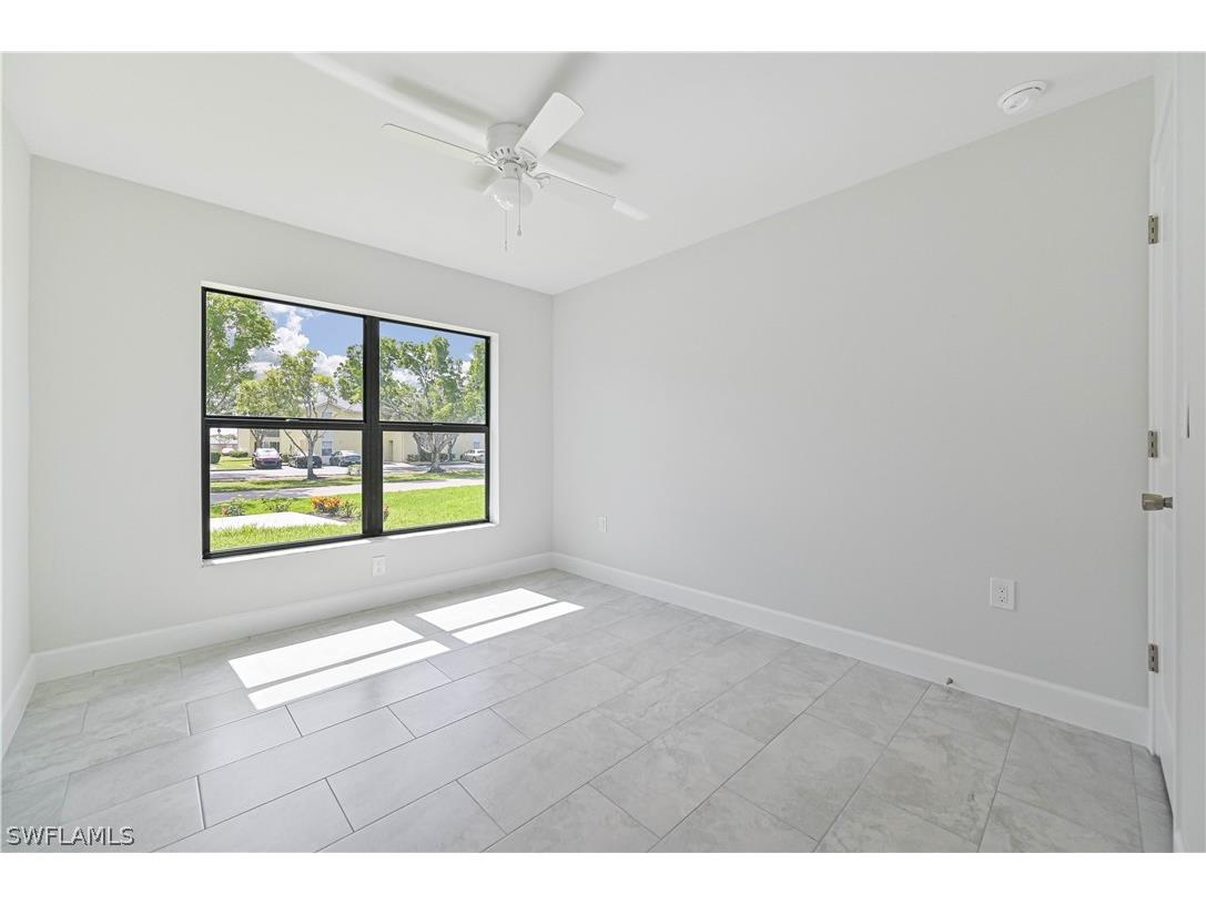 4608-4610 SW 8th Court, Cape Coral, FL, 33914 | MLS: 224052427 | Edina ...