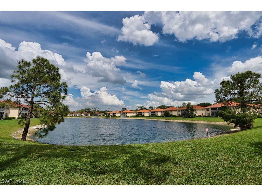 490 Robin Hood Circle #101, Naples, FL, 34104 | MLS: 224049837 | Edina ...