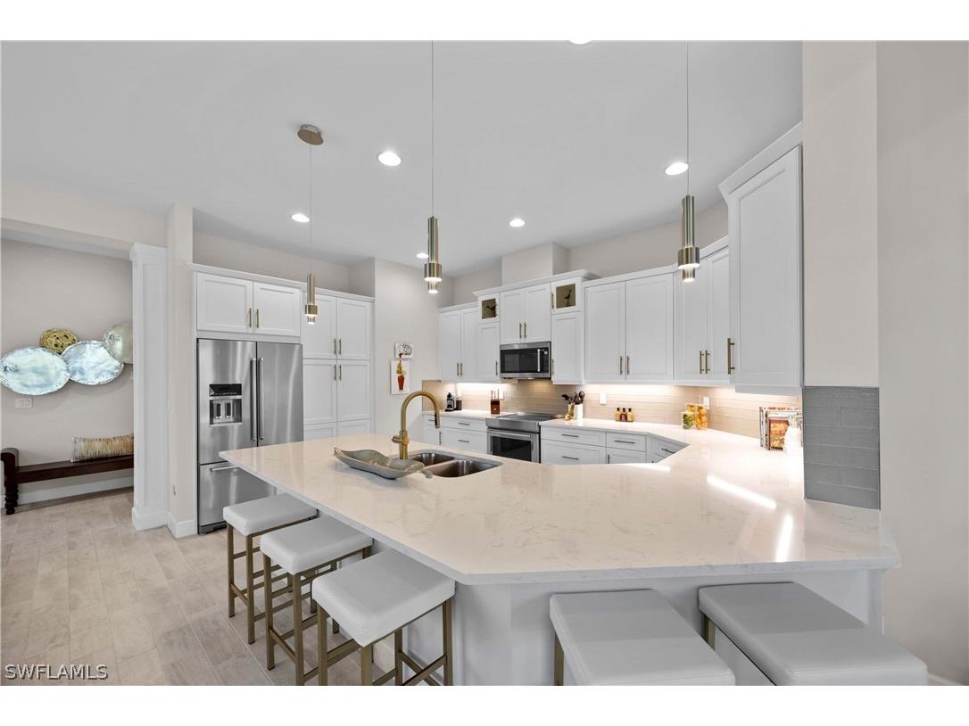 6330 Arriba Avenue, Naples, FL, 34113 | MLS: 224053647 | Edina Realty