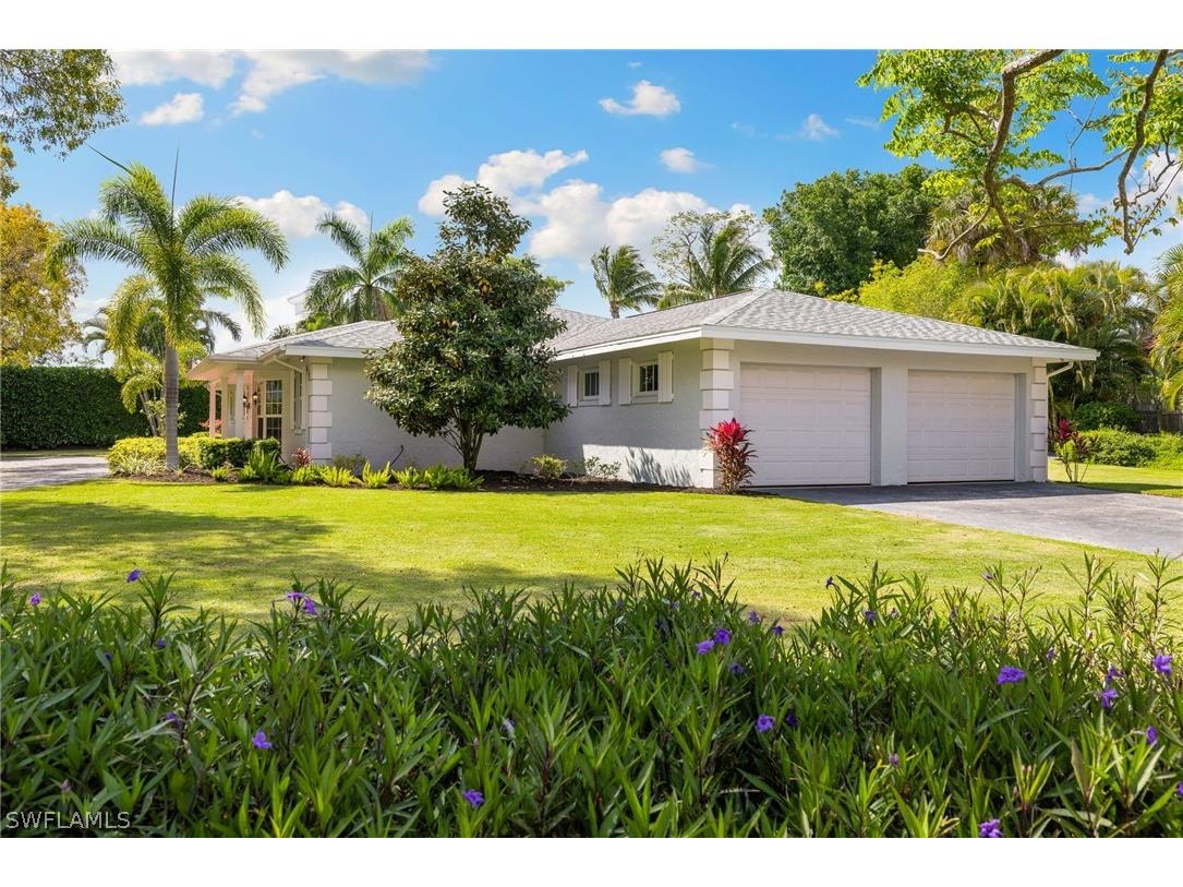 675 Yucca Road, Naples, FL, 34102 | MLS: 224031055 | Edina Realty