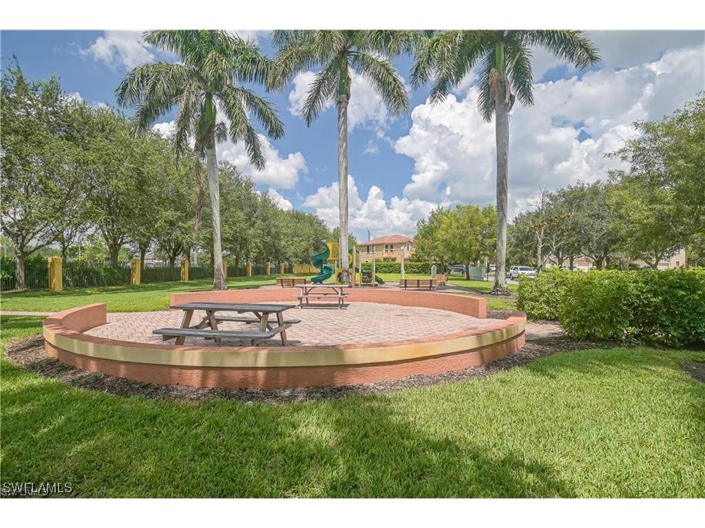 7492 Bristol Circle, Naples, FL, 34120 | MLS: 224005932 | Edina Realty
