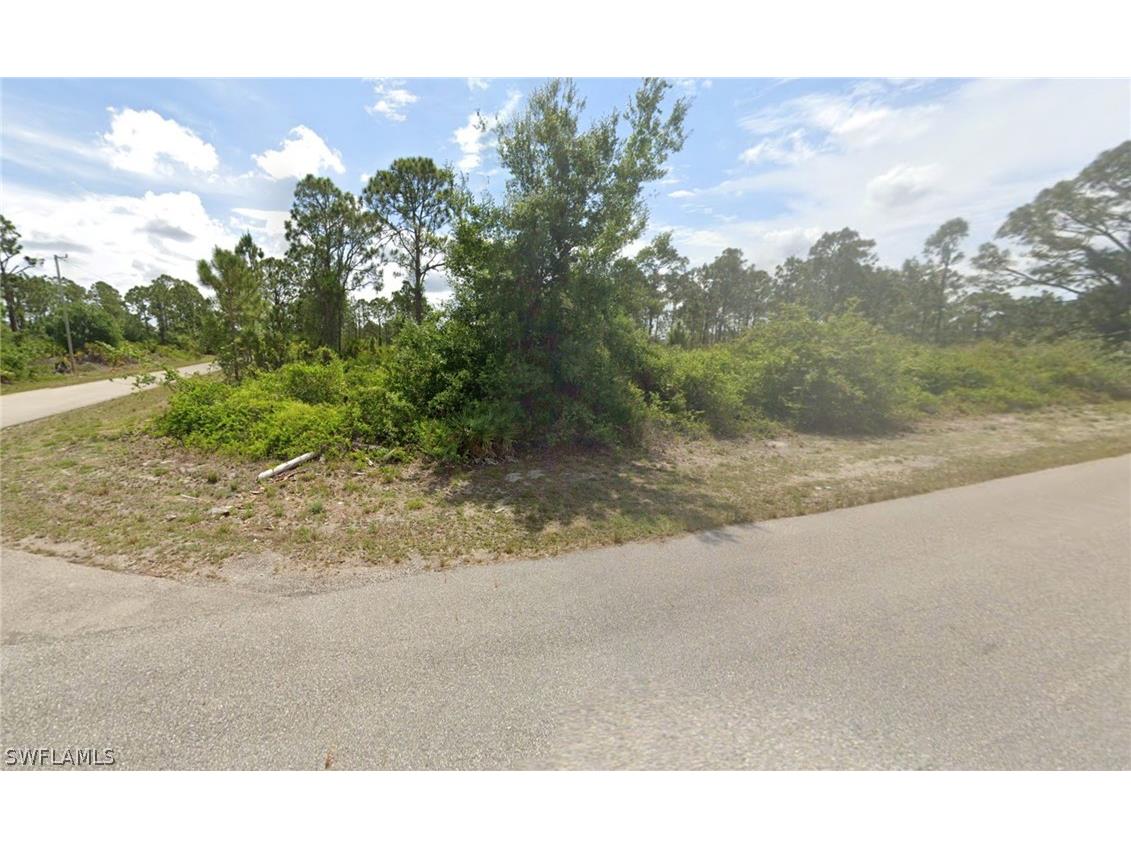 833 Genoa Avenue S, Lehigh Acres, FL, 33974 | MLS: 224048773 | Edina Realty